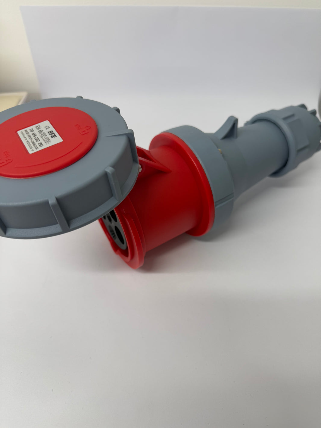 3 Phase Electrical Plugs| UK-Wide Service with Next-Day Delivery – KW Tech